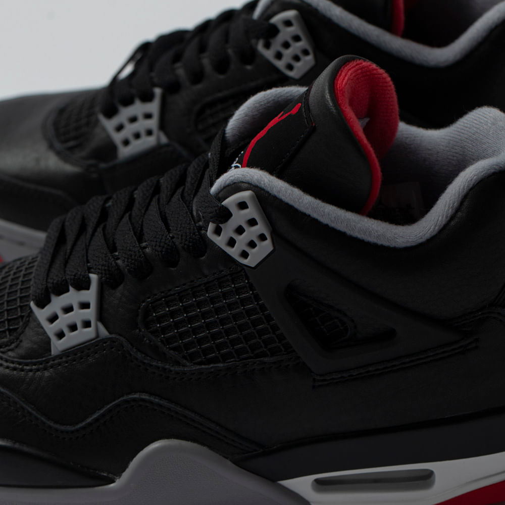 Tênis Nike Air Jordan 4 Retrô | Studio78 Tênis Nike Air Jordan 4 Retrô | Studio78